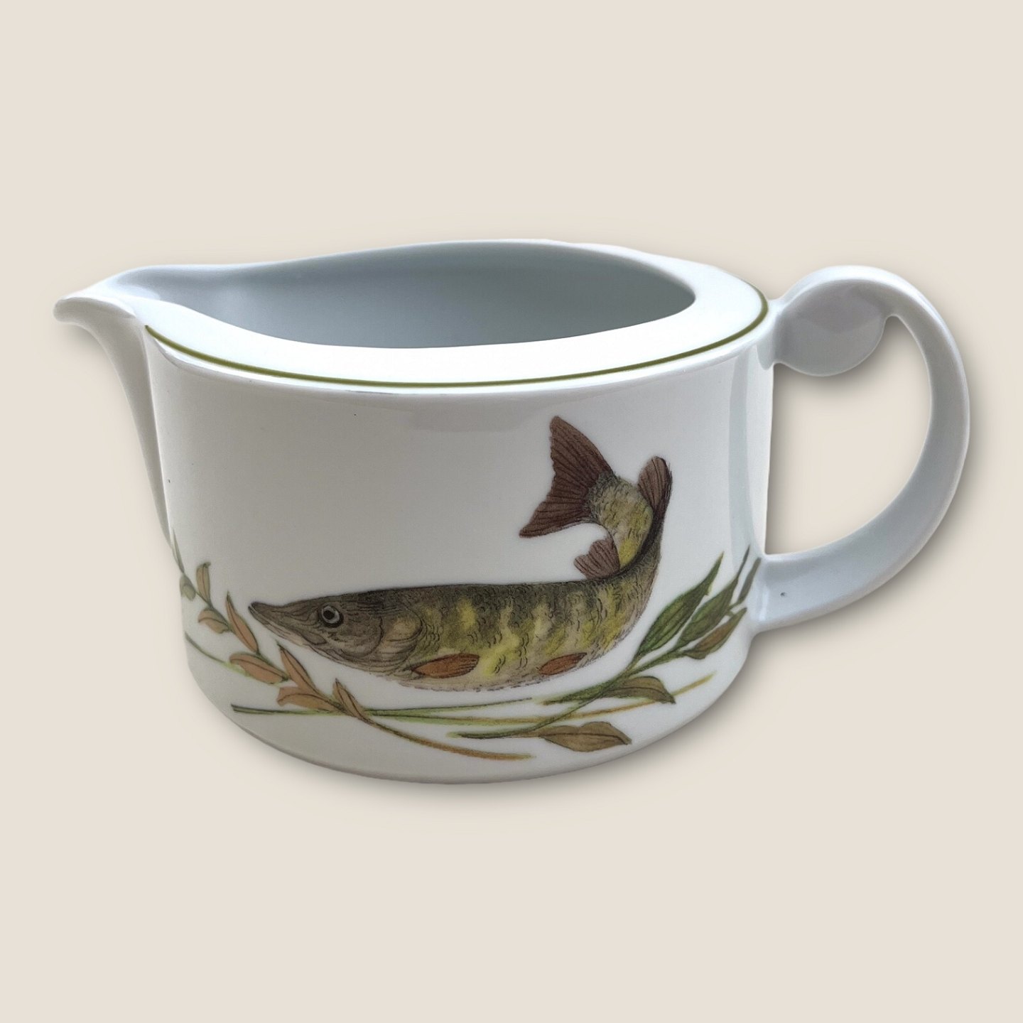 WorldAntique.net - Mads Stage * Fish Porcelain * Gravy jug * *DKK 250